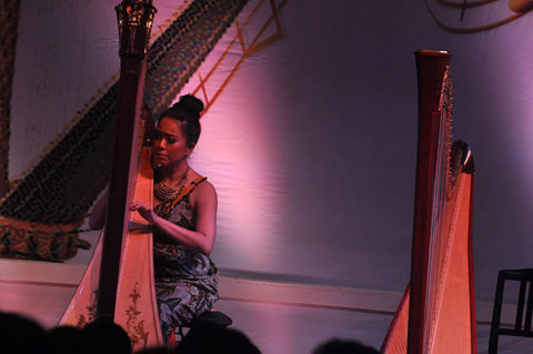 Konser 3 Generasi Harpist Indonesia – Suara Surabaya