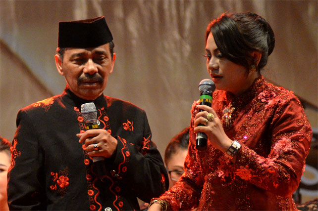 Cak Kartolo Tetap Mengguncang – Suara Surabaya