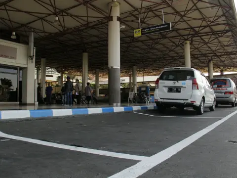 Jalur Parkir VIP Bandara Juanda Bisa untuk Umum – Suara Surabaya