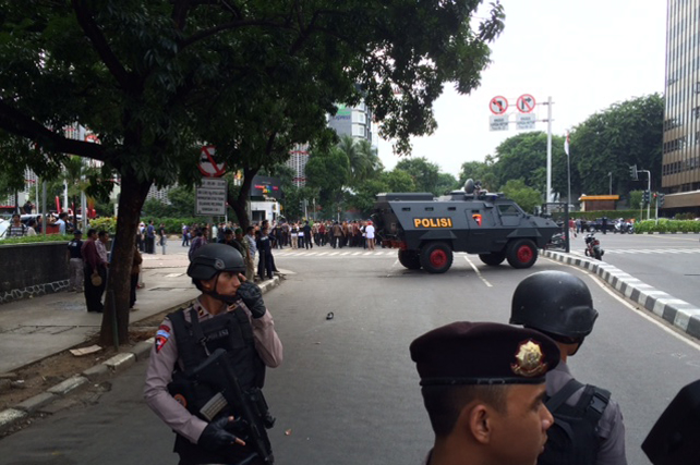 Serangan Teror di Thamrin – Suara Surabaya