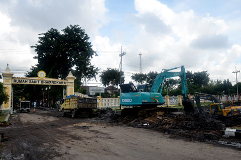 Frontage road Sisi Barat Berlanjut – Suara Surabaya