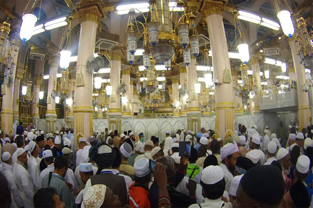 JCH Bermunajat di Raudhoh – Suara Surabaya