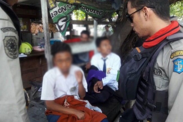 kasus kenakalan remaja di Surabaya – Suara Surabaya kasus kenakalan remaja di Surabaya – Suara Surabaya