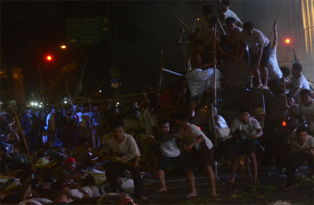 Teatrikal Surabaya Membara – Suara Surabaya