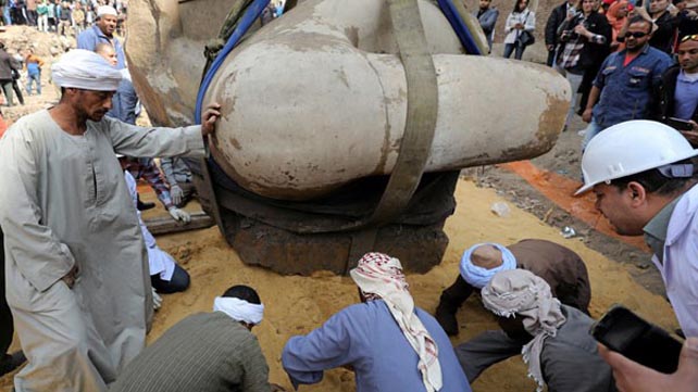 Mesir Resmikan Patung Ramses II Setelah Pemugaran – Suara Surabaya