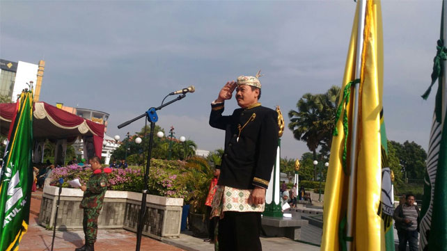 Muhammadiyah Gelar Apel Akbar Milad di Monumen Tugu Pahlawan – Suara ... Muhammadiyah Gelar Apel Akbar Milad di Monumen Tugu Pahlawan – Suara ...