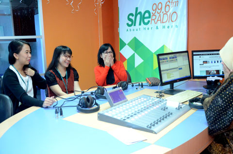 7 Journey She Radio – Suara Surabaya