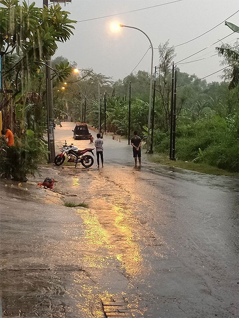 Genangan di Bungkal – Suara Surabaya