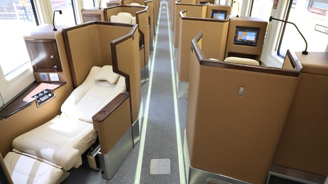 Kereta Mewah Sleeper Beroperasi Besok, Tiket Sudah Bisa Dipesan Hari ...