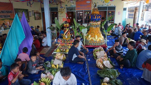 Sedekah Desa Dukuh Bungkal – Suara Surabaya