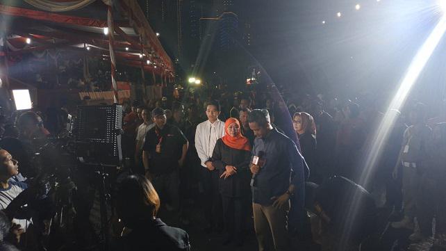 Pesta Rakyat dan Kuliner Gratis di Grahadi – Suara Surabaya