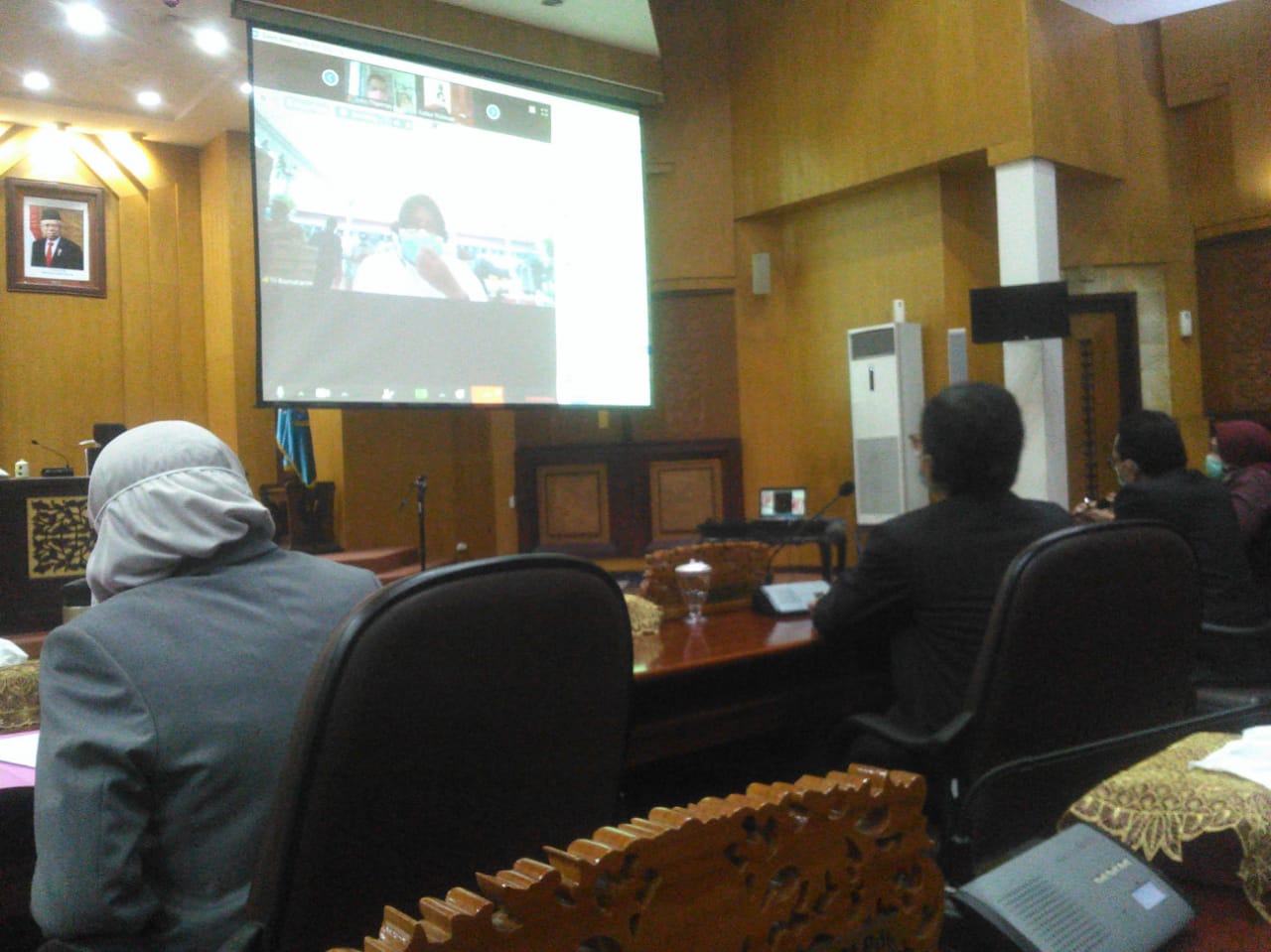 Rapat Teleconference, DPRD Setujui Langkah Pemkot untuk Penanganan ... Rapat Teleconference, DPRD Setujui Langkah Pemkot untuk Penanganan ...