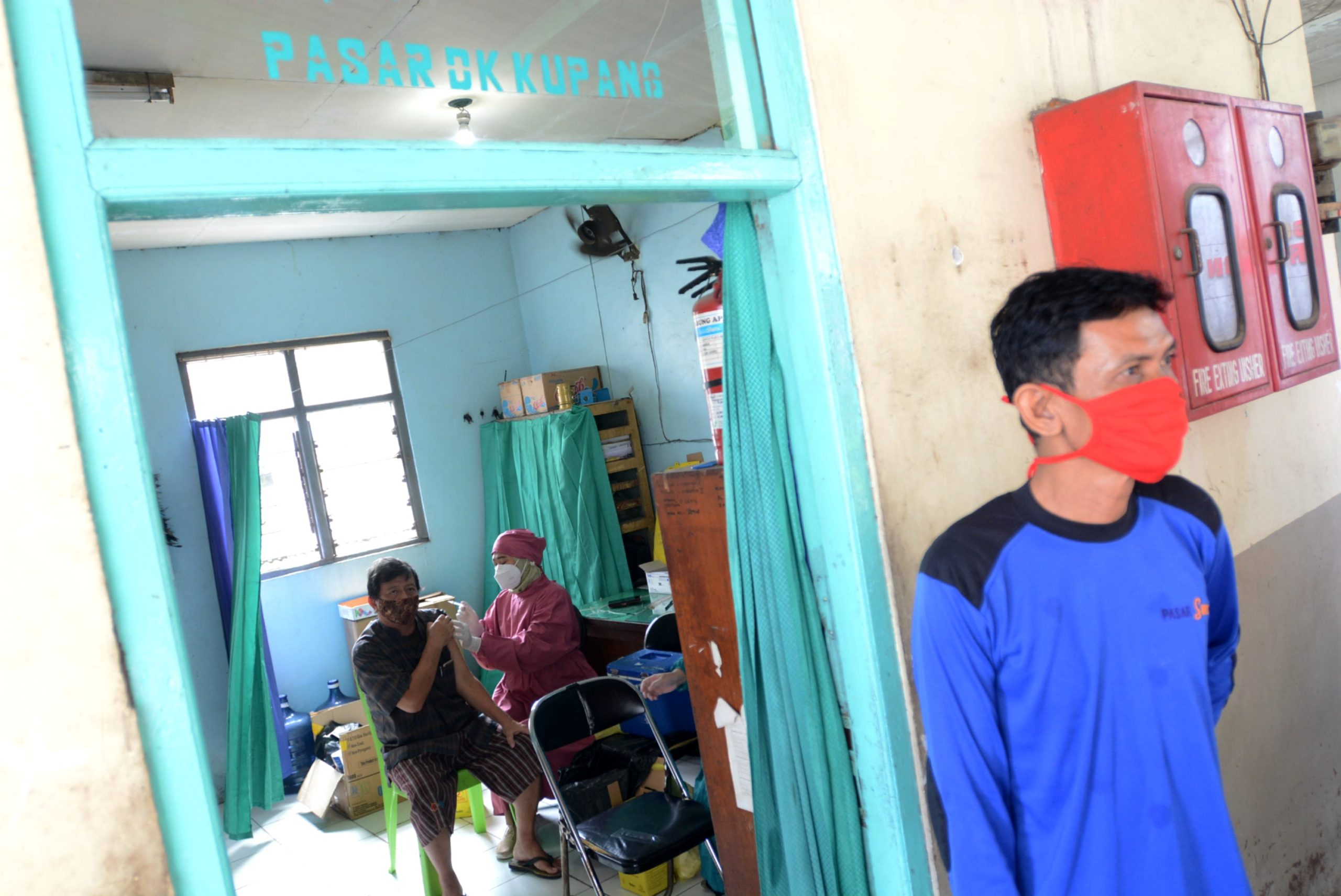 Jemput Bola, Vaksinasi Masuk Pasar Krempyeng