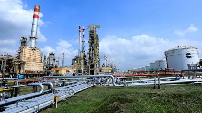 Dirut Pertamina: Operasional Kilang Cilacap Tidak Terganggu Kebakaran ... Dirut Pertamina: Operasional Kilang Cilacap Tidak Terganggu Kebakaran ...