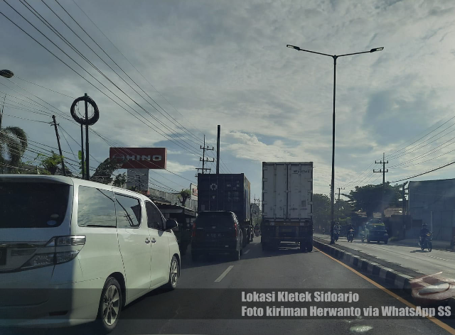 08.01: Truk Mogok di Kletek, Lalu Lintas Macet – Suara Surabaya