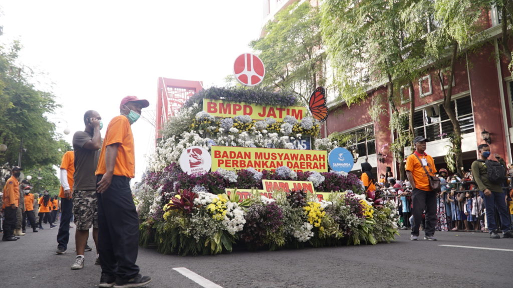 Pawai Bunga dan Parade Budaya "Surabaya Vaganza" - Suara Surabaya