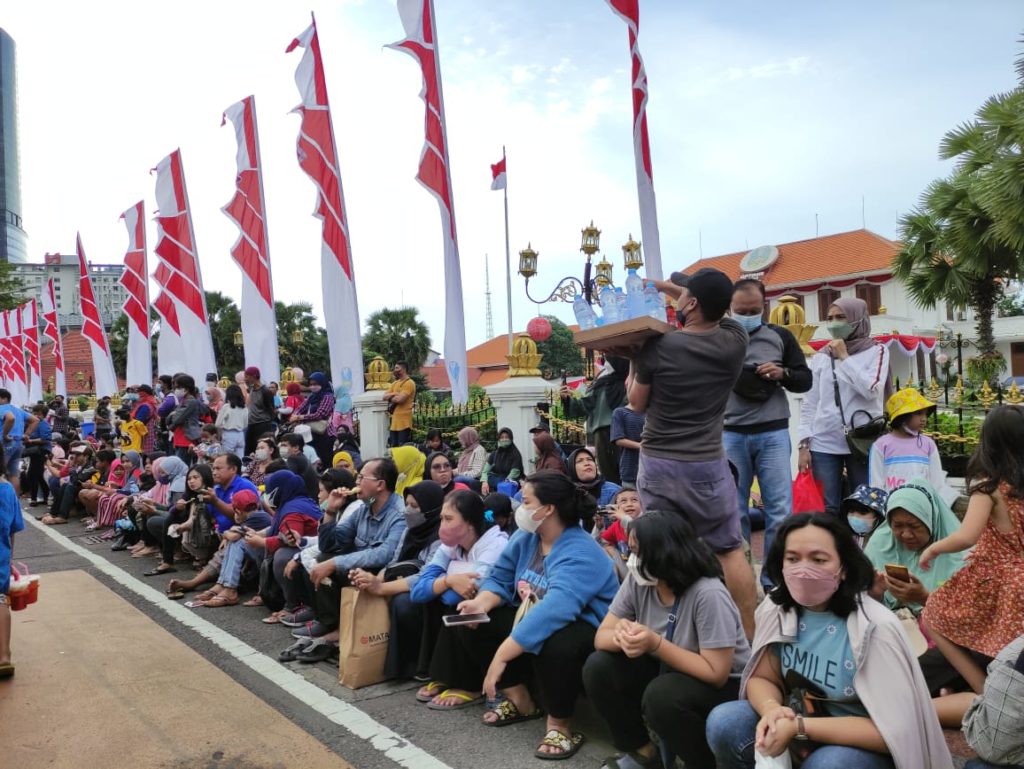 Pawai Bunga dan Parade Budaya "Surabaya Vaganza" - Suara Surabaya