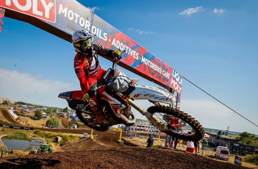 Pebalap MXGP Dijadwalkan Tiba di Indonesia Pekan Depan - Suara Surabaya Pebalap MXGP Dijadwalkan Tiba di Indonesia Pekan Depan - Suara Surabaya