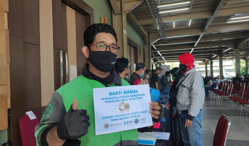 LAZISNU dan Iropin Bagikan Kacamata Gratis di SSC - Suara Surabaya LAZISNU dan Iropin Bagikan Kacamata Gratis di SSC - Suara Surabaya