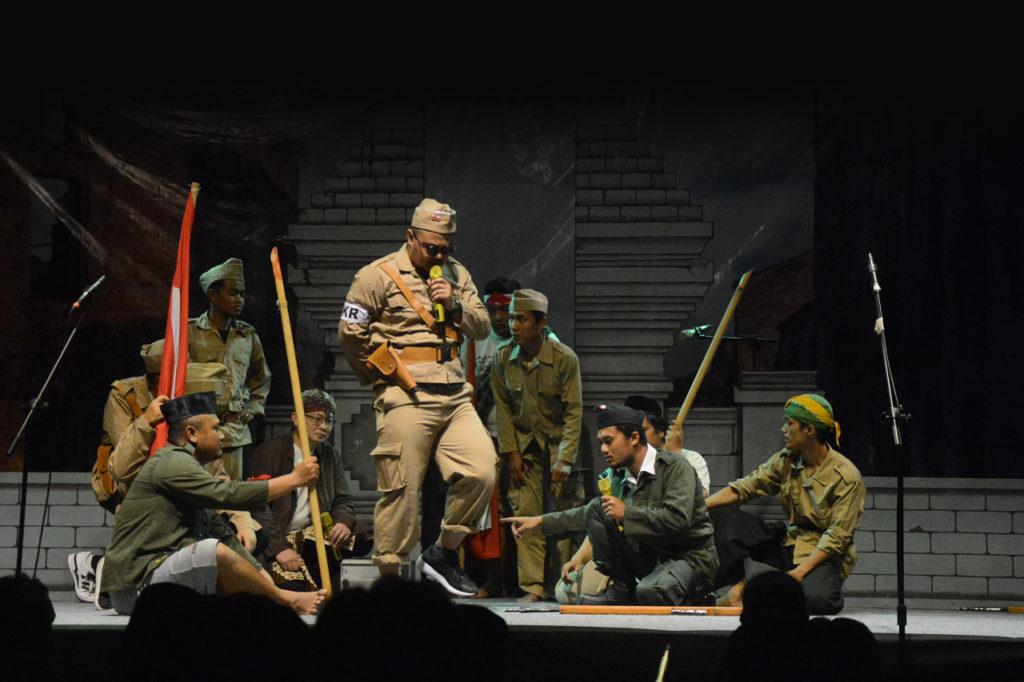 Pertunjukan Ludruk Merdeka di Suara Surabaya