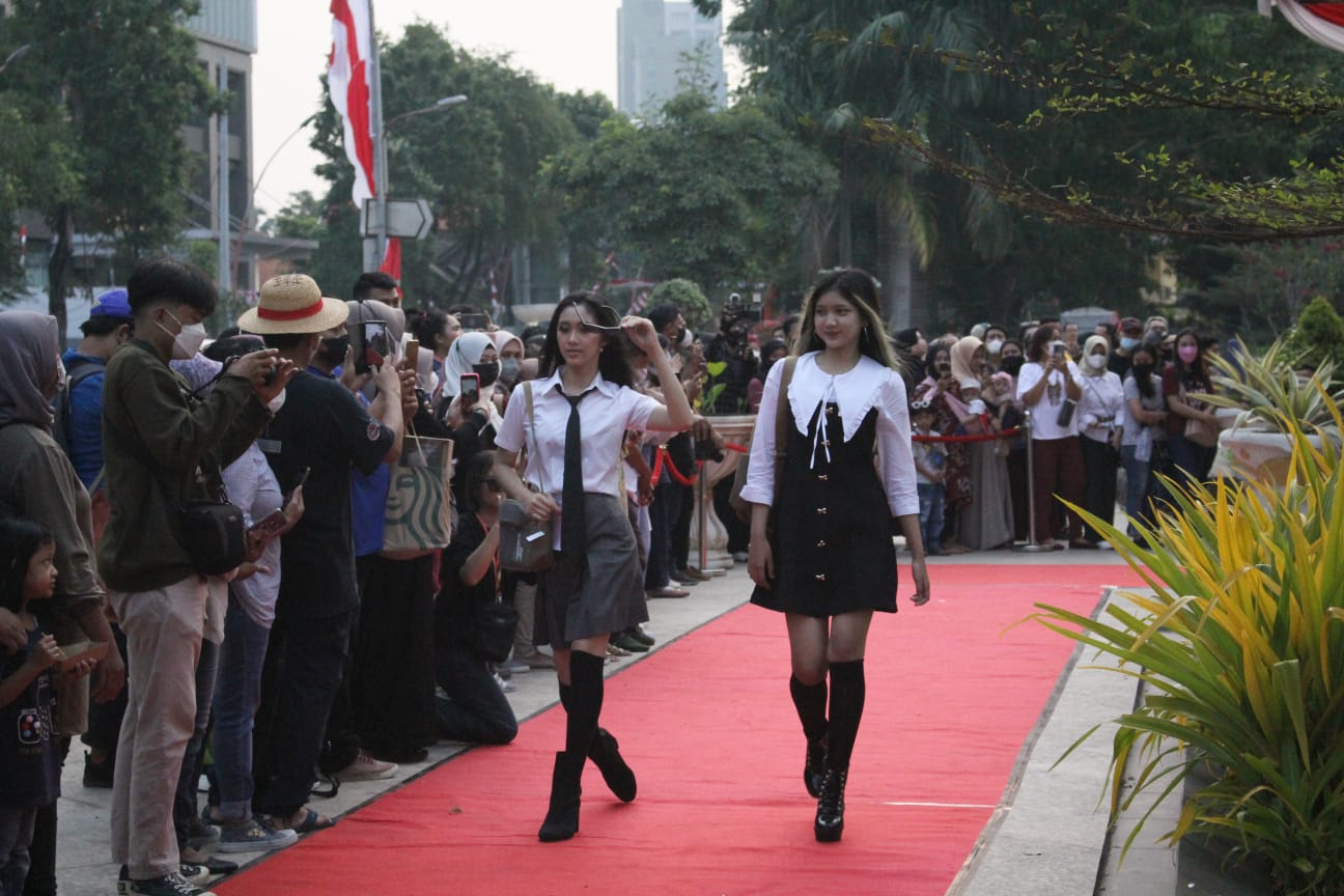 Mejeng Nang Suroboyo, Cara Pemkot Kembangkan Industri Kreatif Lokal ... Mejeng Nang Suroboyo, Cara Pemkot Kembangkan Industri Kreatif Lokal ...