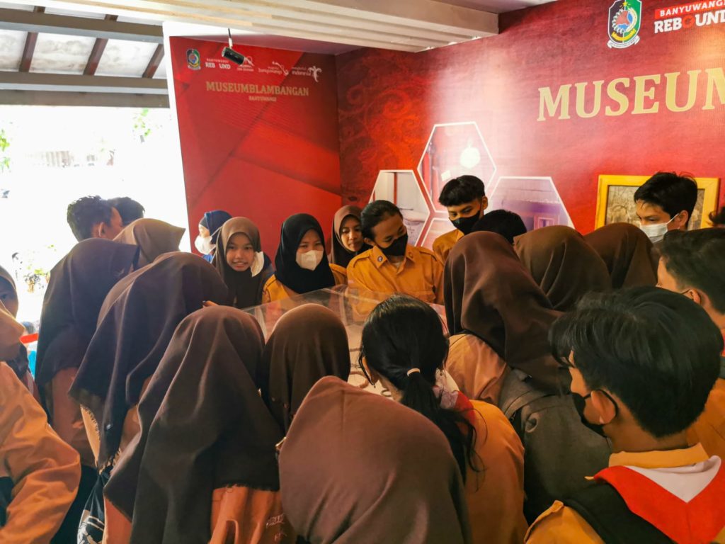 Pameran Cross Musea "Ke-bhineka-an" di Museum Dr. Soetomo Surabaya - Suara Surabaya