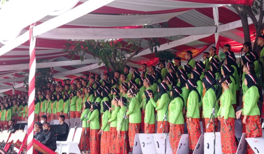 Doa Bersama untuk Kanjuruhan di Upacara HUT ke-77 Jatim - Suara Surabaya