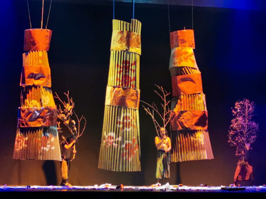 Teater Api Indonesia Suguhkan Isu Lingkungan dalam Lakon "Toean Markoen ...