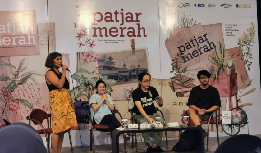 Patjar Merah: Pasar Buku dan Aneka Materi Tatap Muka - Suara Surabaya