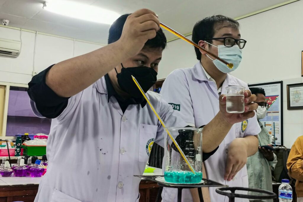 Membuat Permen Rendah Kalori di UKWMS - Suara Surabaya