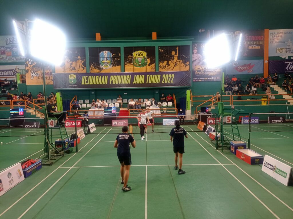 Sabet 24 Medali, Surabaya Juara Umum Kejurprov Bulu Tangkis 2022 - Suara Surabaya