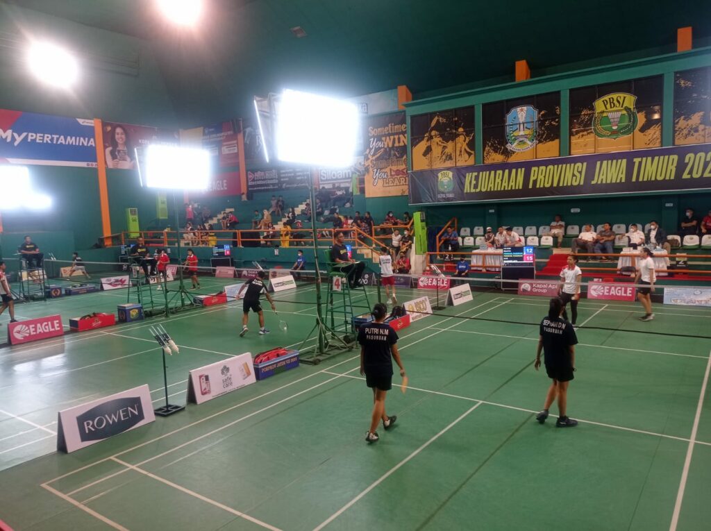 Sabet 24 Medali, Surabaya Juara Umum Kejurprov Bulu Tangkis 2022 - Suara Surabaya