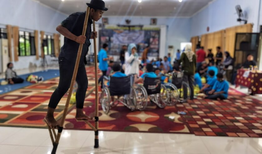 Setara di Ruang yang Sama, Memperingati Hari Disabilitas - Suara Surabaya