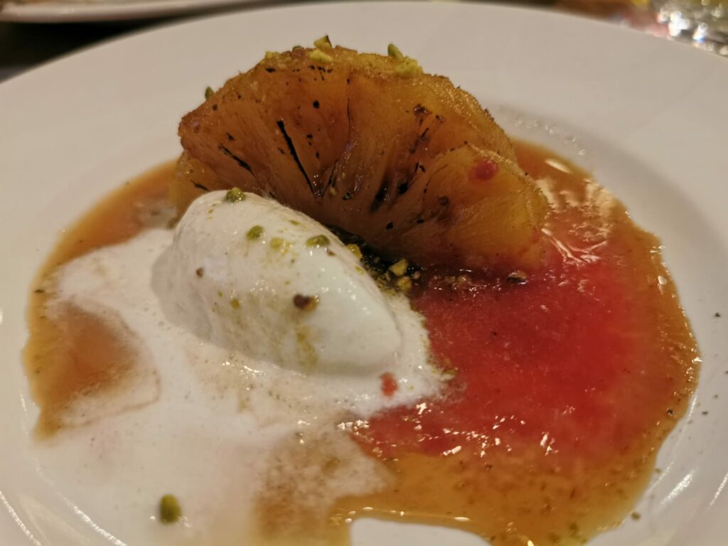 Salmon Alaskan Hasil Olahan Chef Thomas Tirta - Suara Surabaya