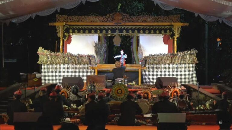 Wayang Krucil Kediren Binaan Disbudpar Jatim Dikenalkan ke Kancah ...