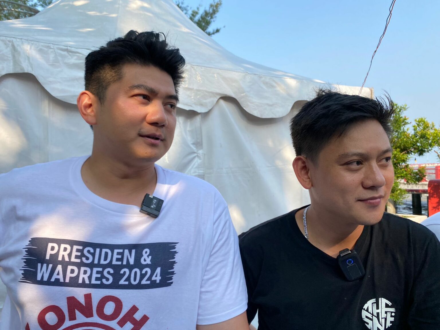 Chef Arnold dan Youtuber Bobon Santoso Masak Seribu Rawon Untuk Warga ...