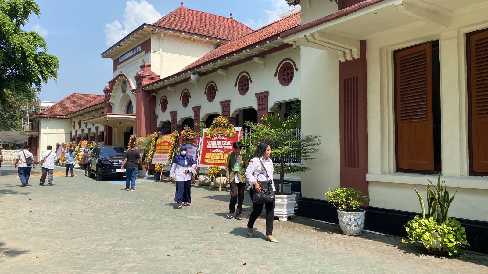 Keluarga Korban Pembunuhan Gudang Peluru Kedung Cowek Berharap Hakim ... Keluarga Korban Pembunuhan Gudang Peluru Kedung Cowek Berharap Hakim ...