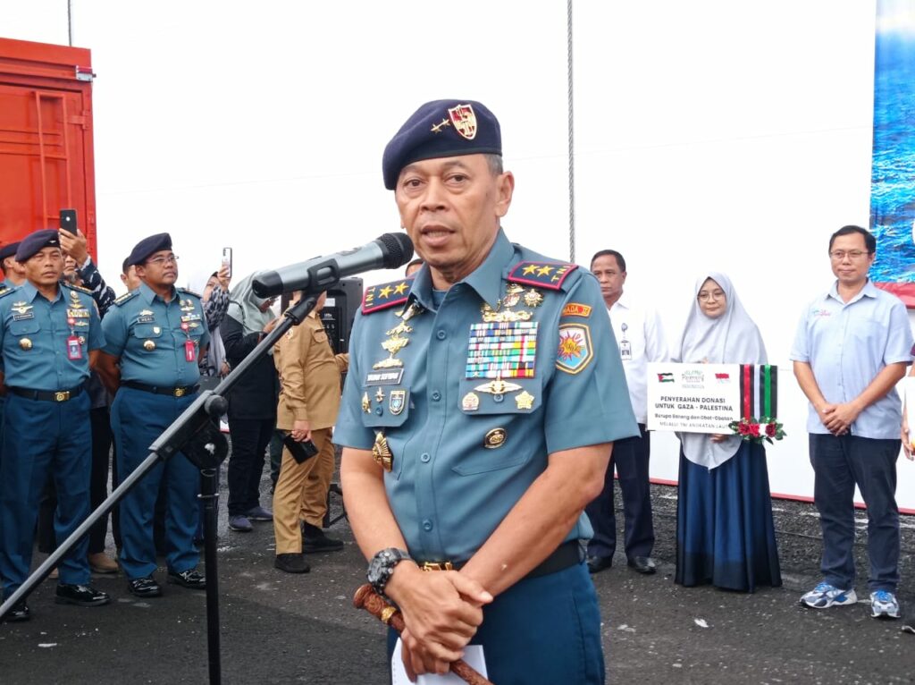 Kapal TNI AL dari Jawa Timur Angkut Bantuan untuk Gaza Palestina - Suara Surabaya