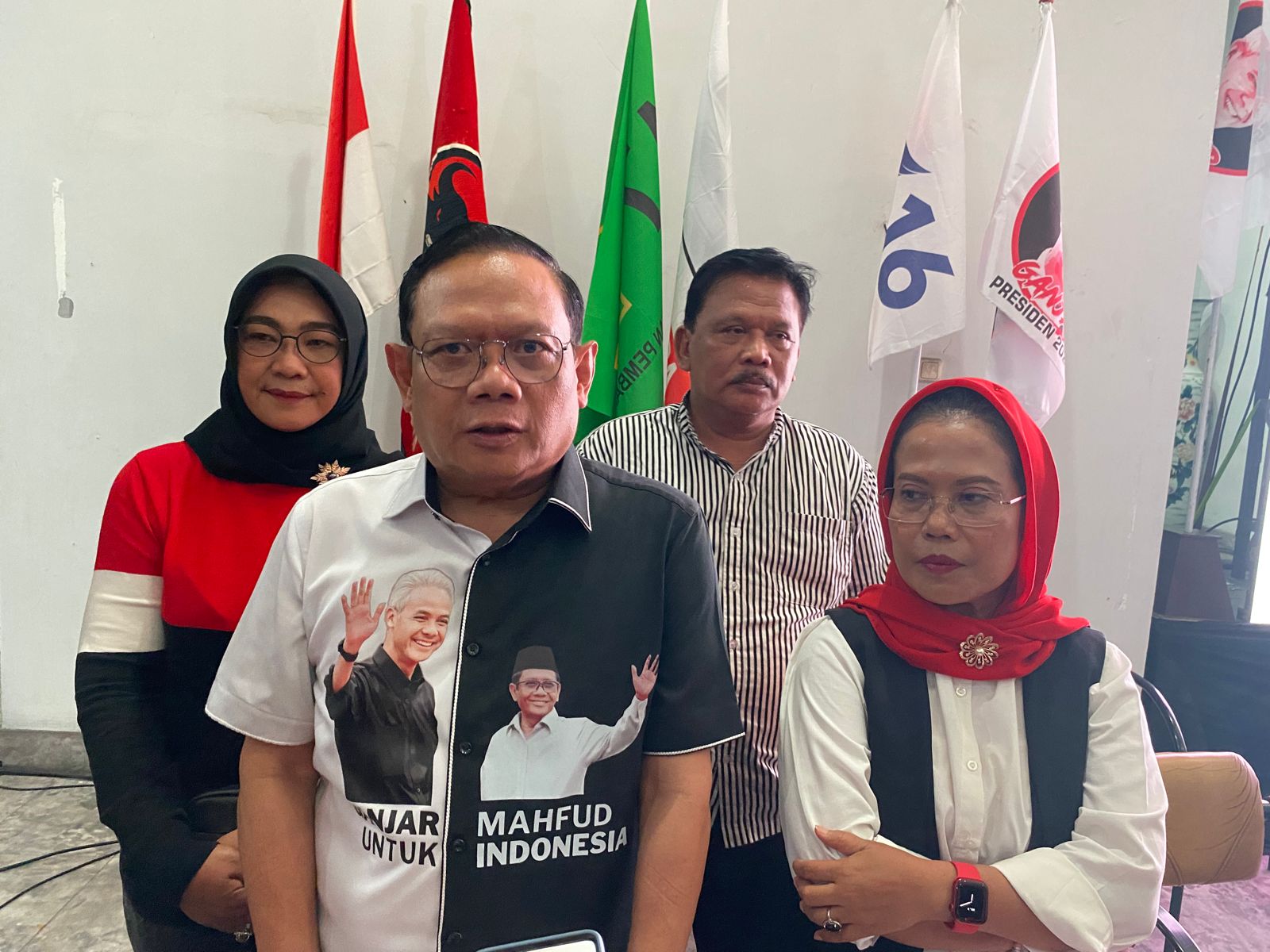 TPC Ganjar-Mahfud Se-Jatim Diminta Kenalkan Paslon ke Akar Rumput - Suara Surabaya