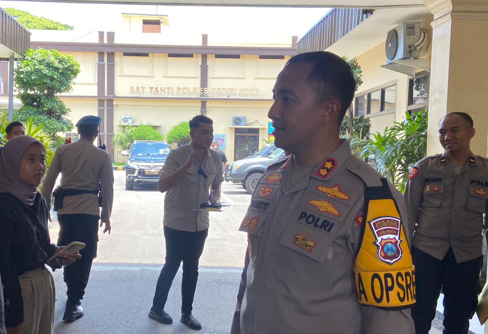 Empat Santri Ponpes di Kediri Jadi Tersangka Usai Aniaya Santri Asal ... Empat Santri Ponpes di Kediri Jadi Tersangka Usai Aniaya Santri Asal ...