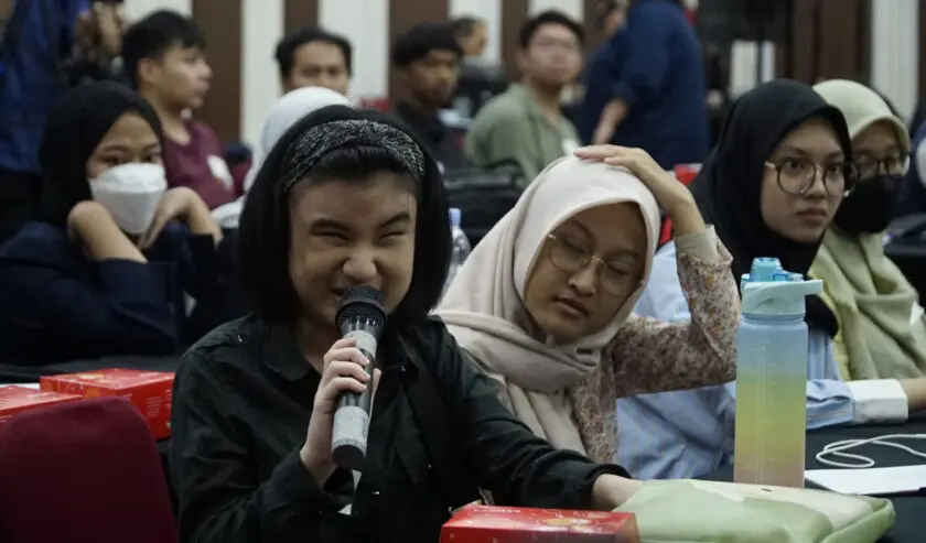 Suara Surabaya Academy "Jago Ngomong: Bukan Tong Kosong"