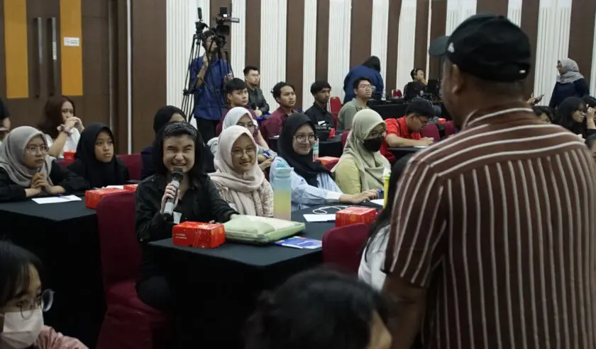 Suara Surabaya Academy "Jago Ngomong: Bukan Tong Kosong"