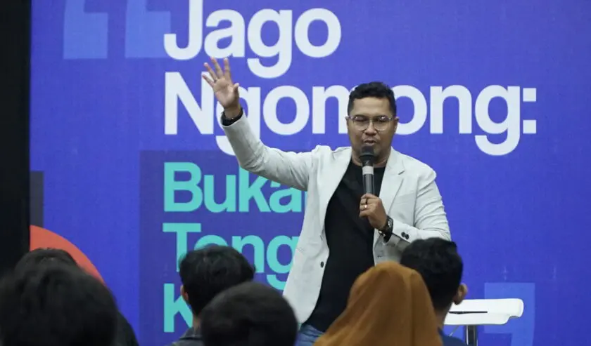 Suara Surabaya Academy "Jago Ngomong: Bukan Tong Kosong"