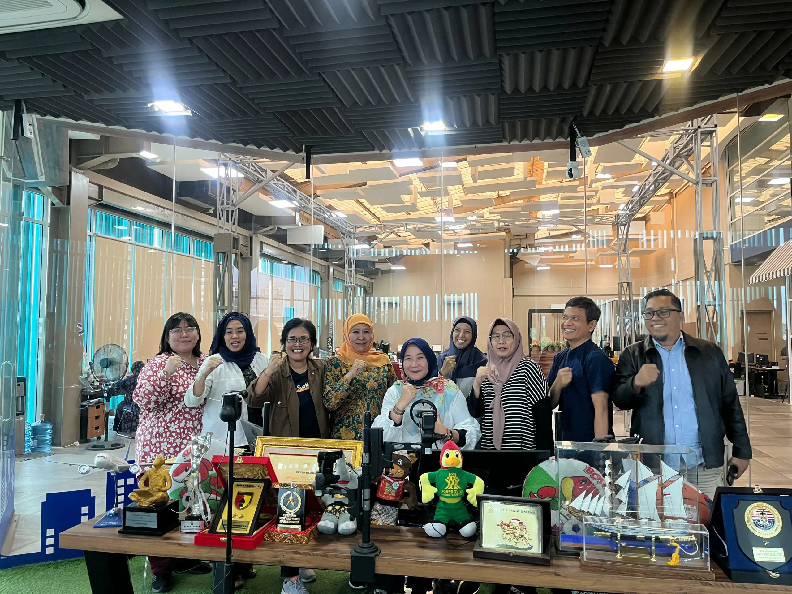 Merdeka Apanya – Suara Surabaya