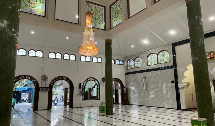 Pekan Kedua Ramadan, Masjid Rahmat Surabaya Tambah Porsi Berbuka