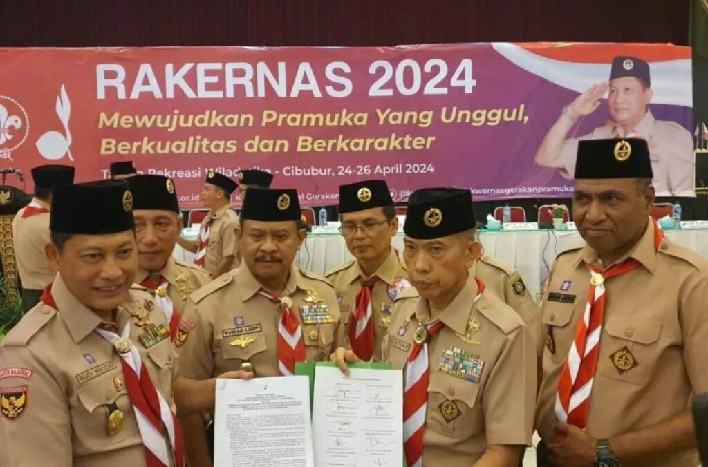 Pramuka Ekstrakurikuler Wajib Suara Surabaya