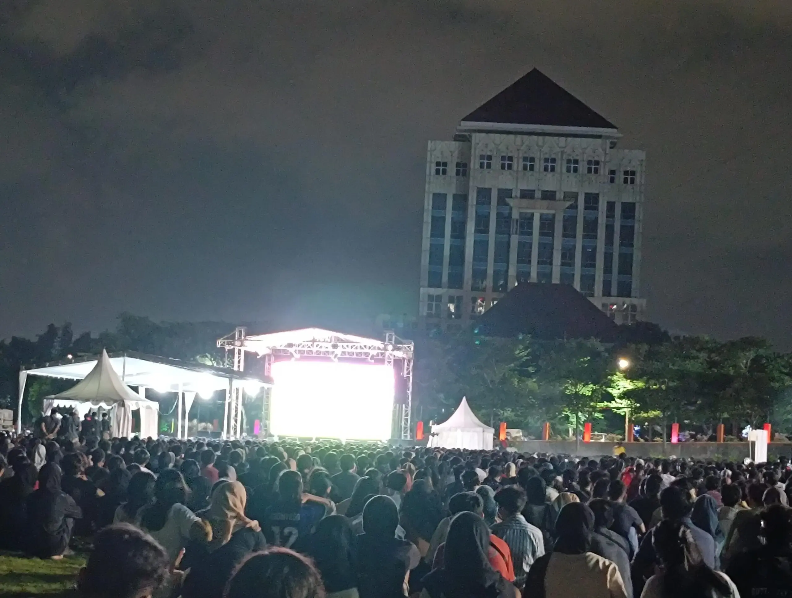 Manna Band – Suara Surabaya