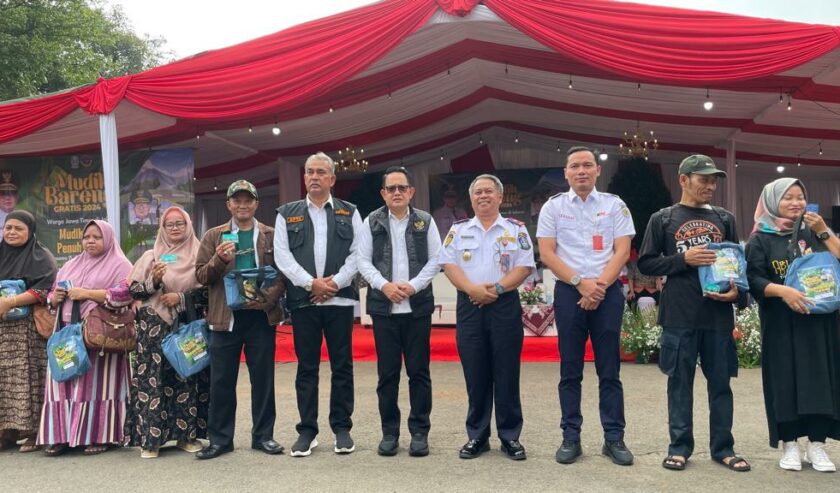 Mudik Bareng Gratis Pemprov Jatim dari Jakarta - Suara Surabaya Mudik Bareng Gratis Pemprov Jatim dari Jakarta - Suara Surabaya