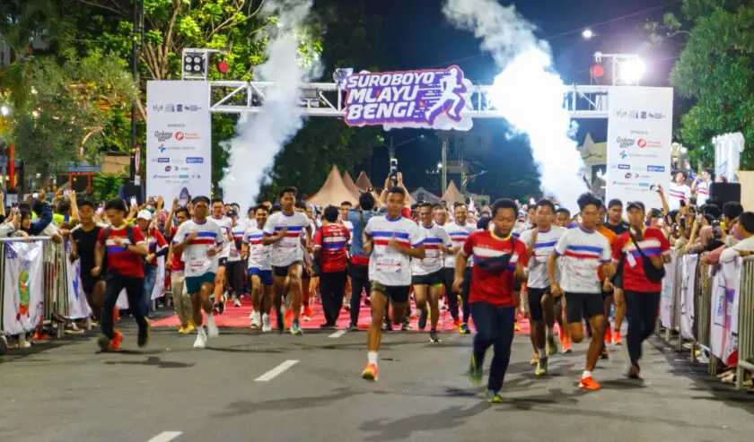 Suroboyo Mlayu Bengi - Suara Surabaya