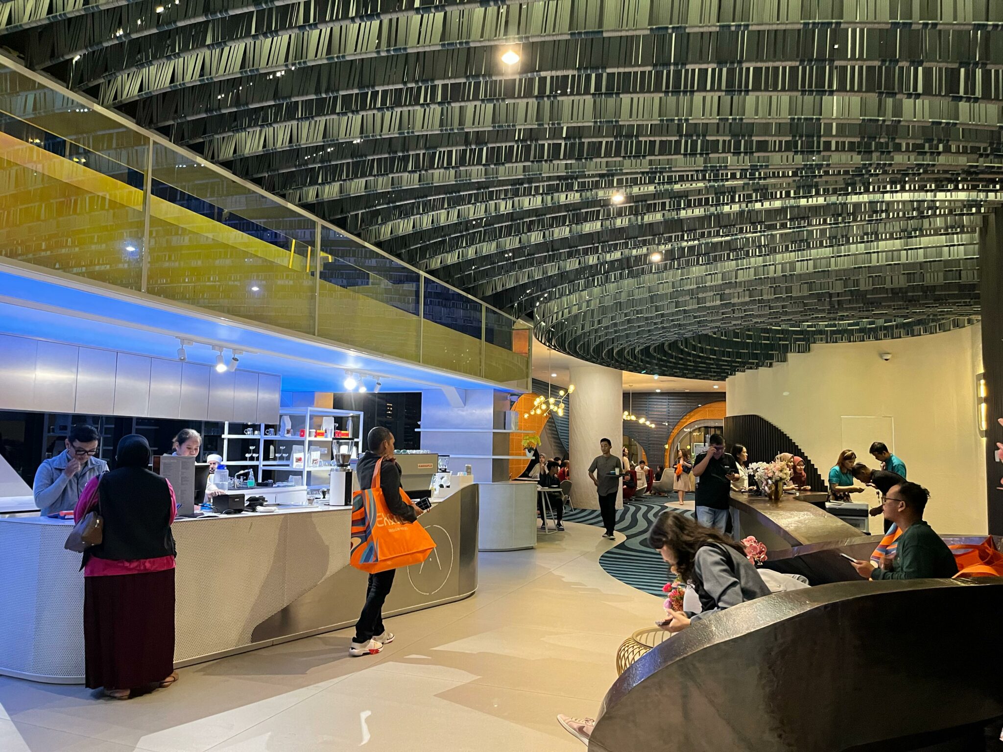 Excotel Design Hotel, Lebih dari Sekadar Tempat Menginap - Suara Surabaya